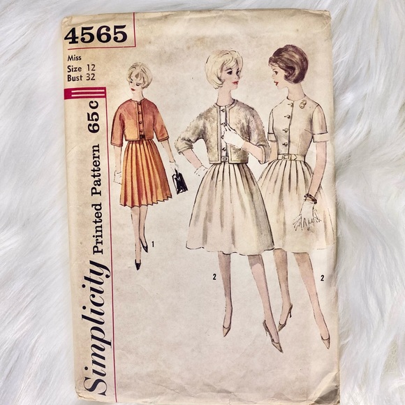 Simplicity | Office | 96s Simplicity Sewing Pattern 4565 Partially Cut ...